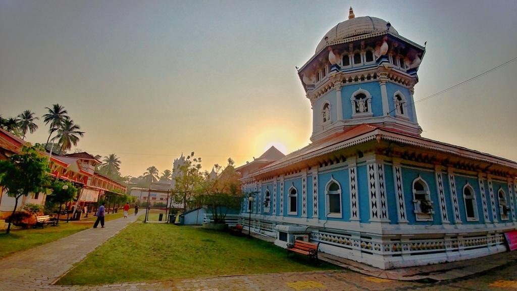 Hindu Temples of India: Mahalasa Narayani Temple, Mardol, Goa