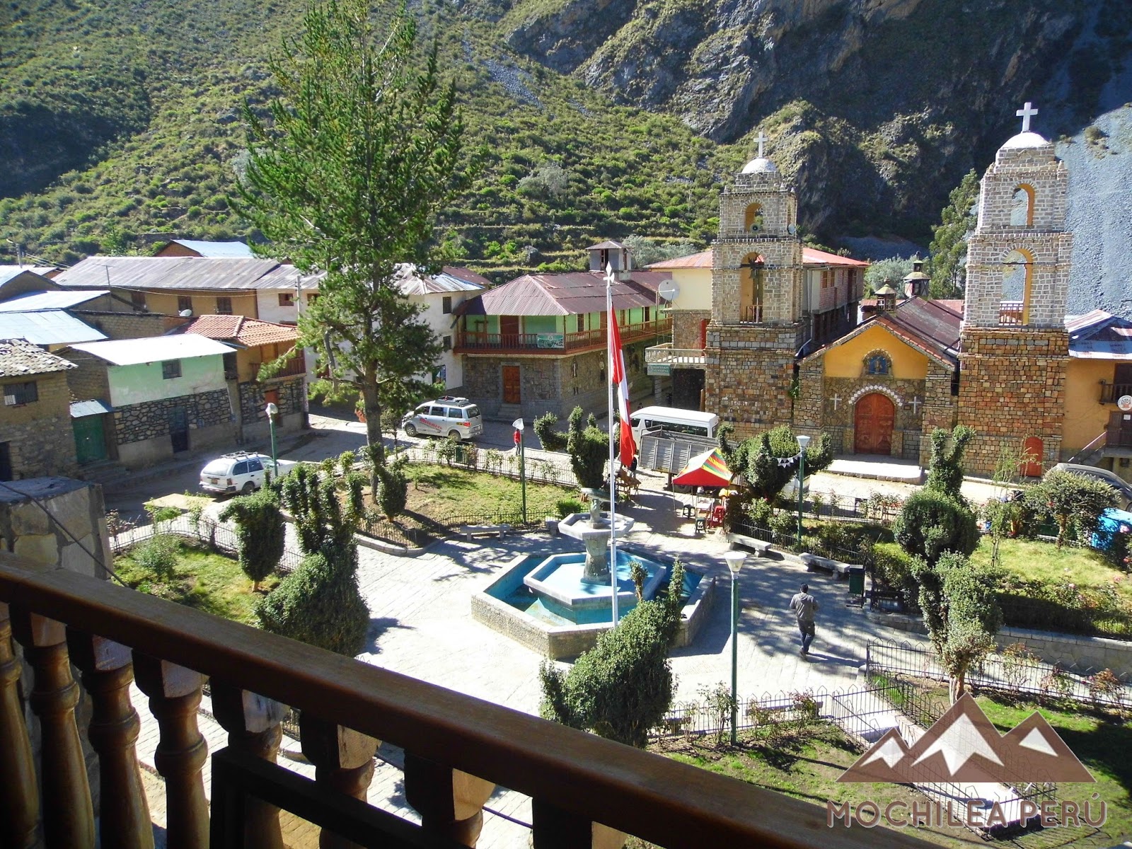 NATURALEZA VIVA Y PAISAJES DE LUJO EN YAUYOS: HUANCAYA ~ MOCHILEA PERU