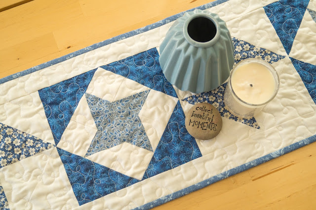 Not Just A Friendship Star - Table Runner | Samelia's Mum : Quilting ...