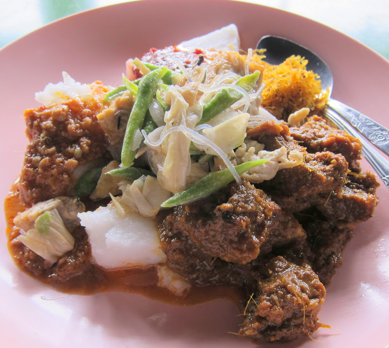 Lontong Kering @ D’Rimba Corner Catering Atap Belian Hutan Bandar Food ...