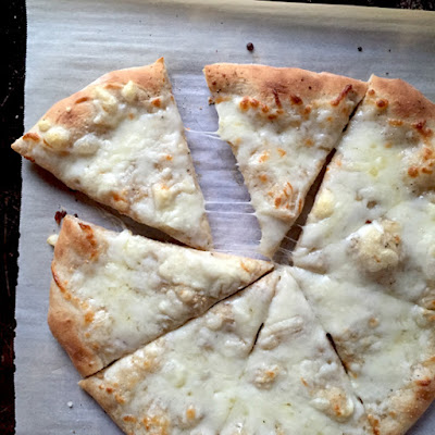 Food Pusher: Cheesy Pizza Crust
