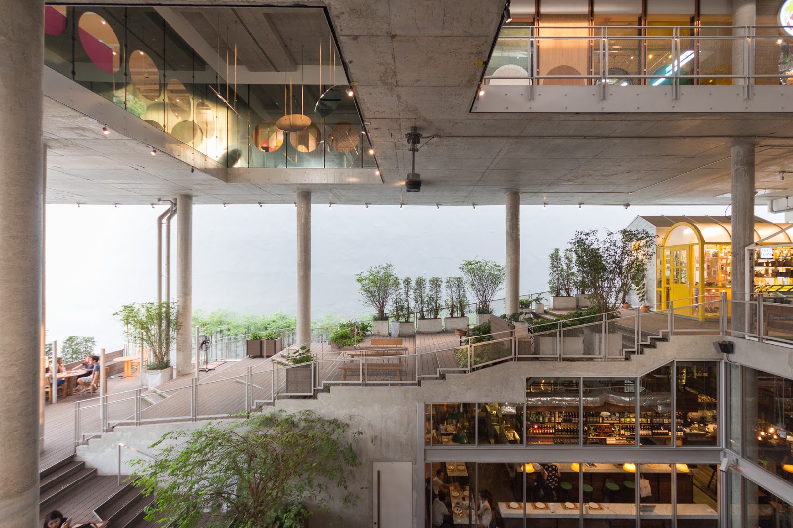 Thai Sanoo: the commons thonglor