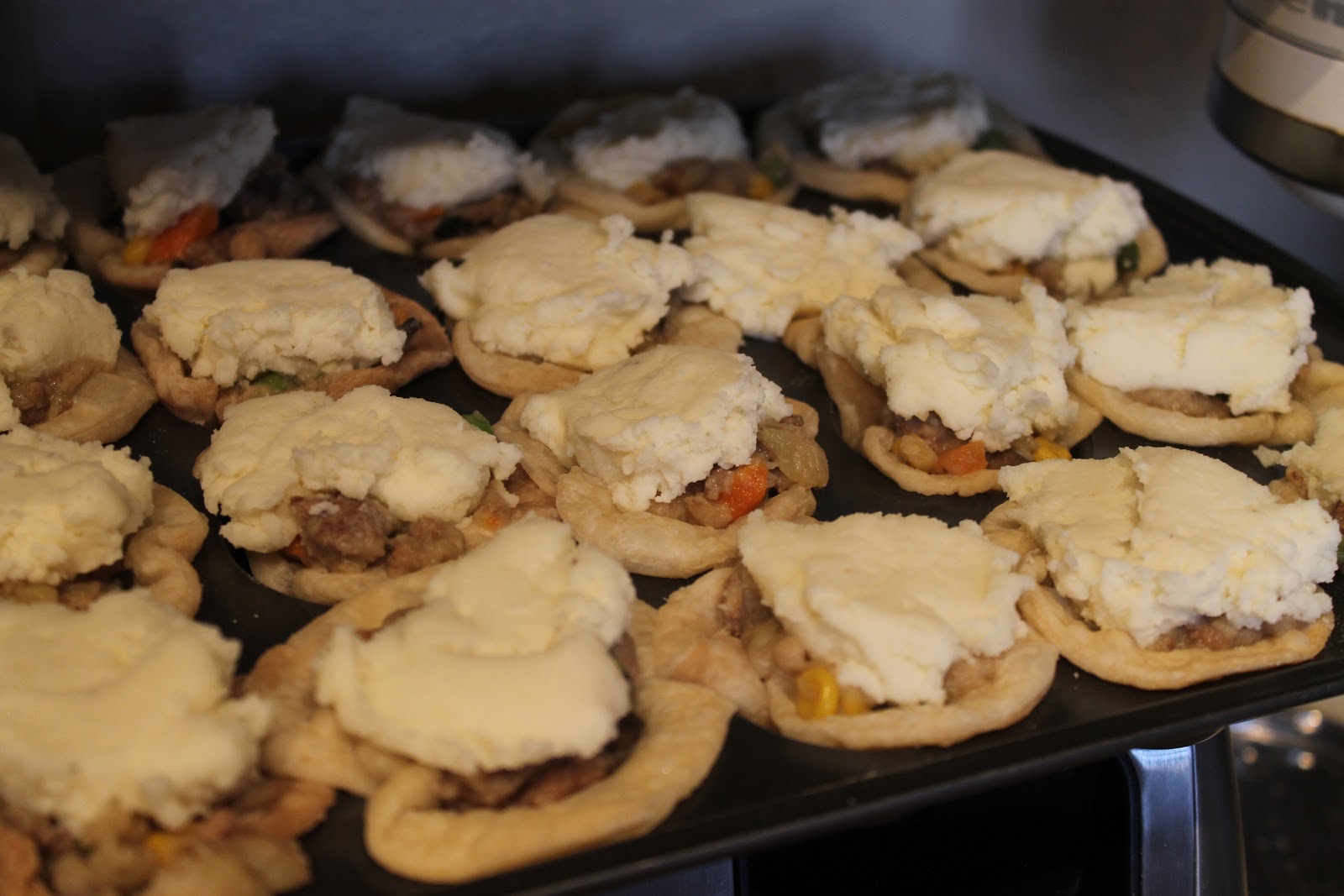 The Pie Less Traveled: Harry Potter Week: Day 2 - Mini Shepherd's Pie