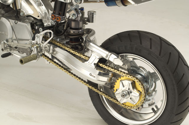 Monkey Single Side Swing Arm - RocketGarage - Cafe Racer Magazine