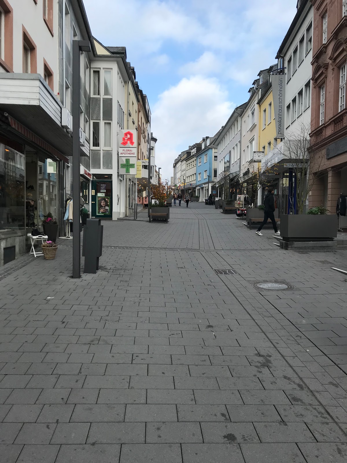 Florida Coalcracker Chronicles: Today We Went to the Bitburg Cemetery ...