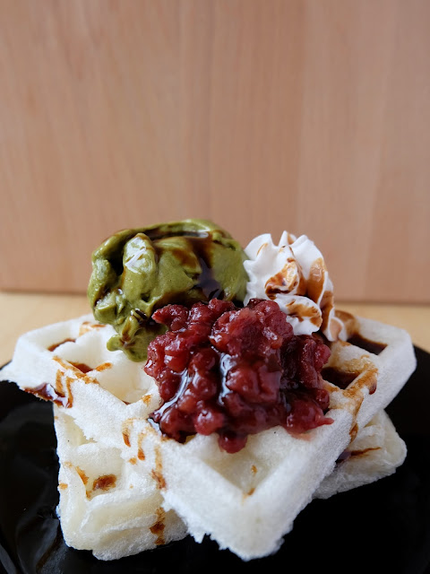 Moffles モッフル - Mlsný králík z rýžového těsta