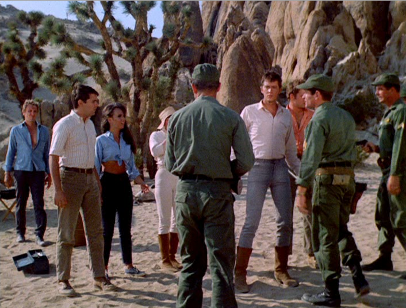 THE INVADERS: Episode 25: Dark Outpost - 10/24/67