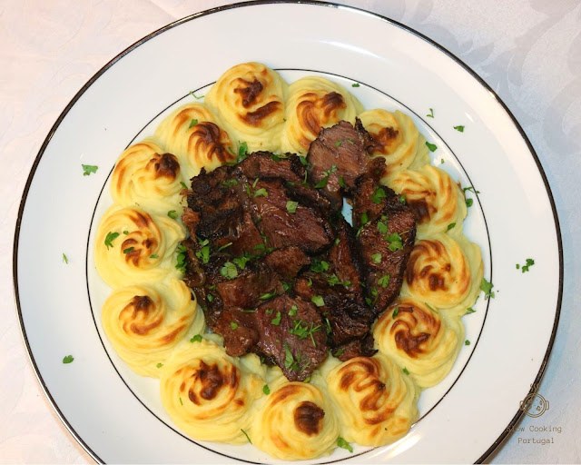 Bochechas de vaca na slow cooker