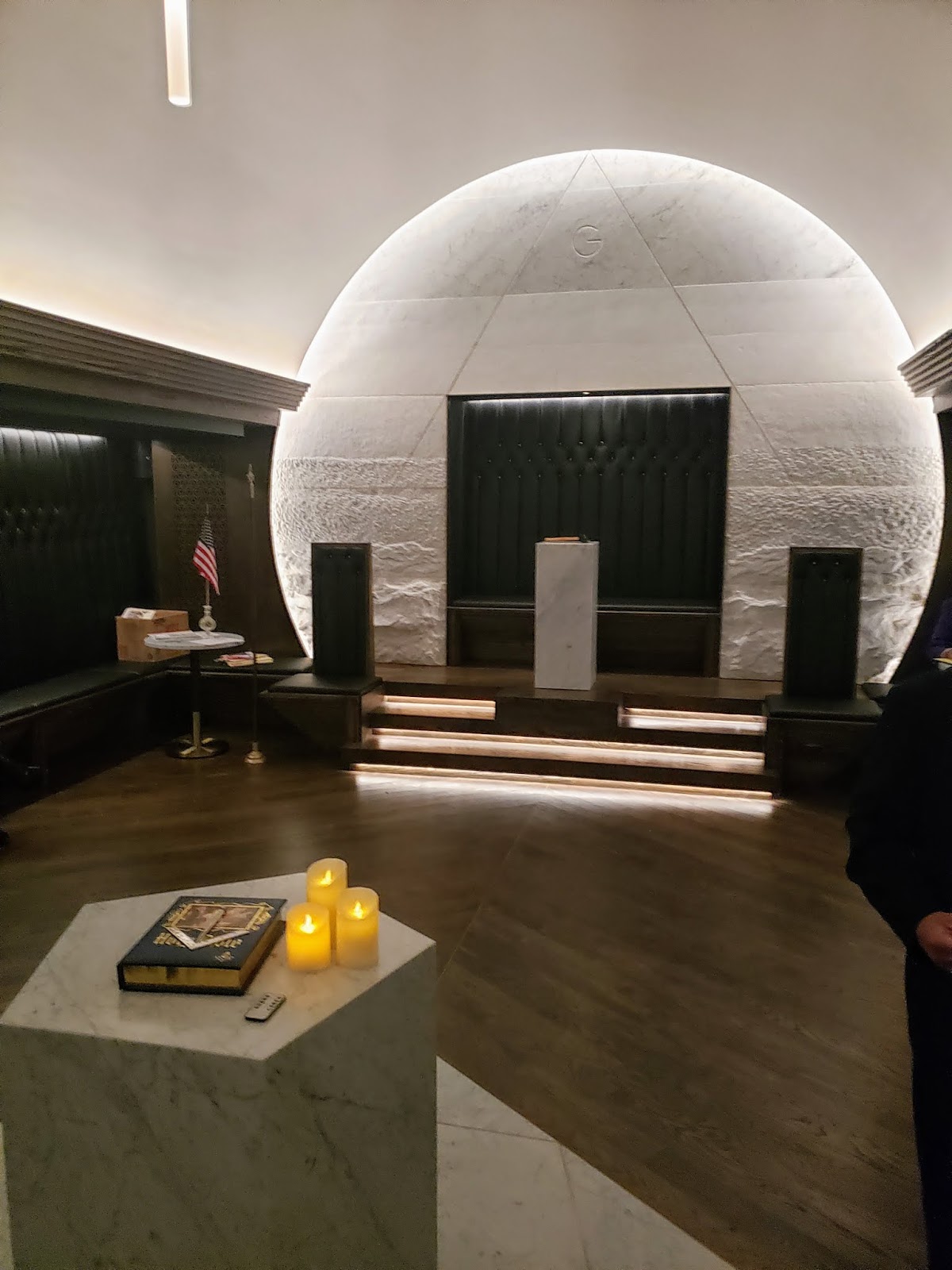 Freemasons For Dummies: Reimagining the Modern Masonic Lodge Room
