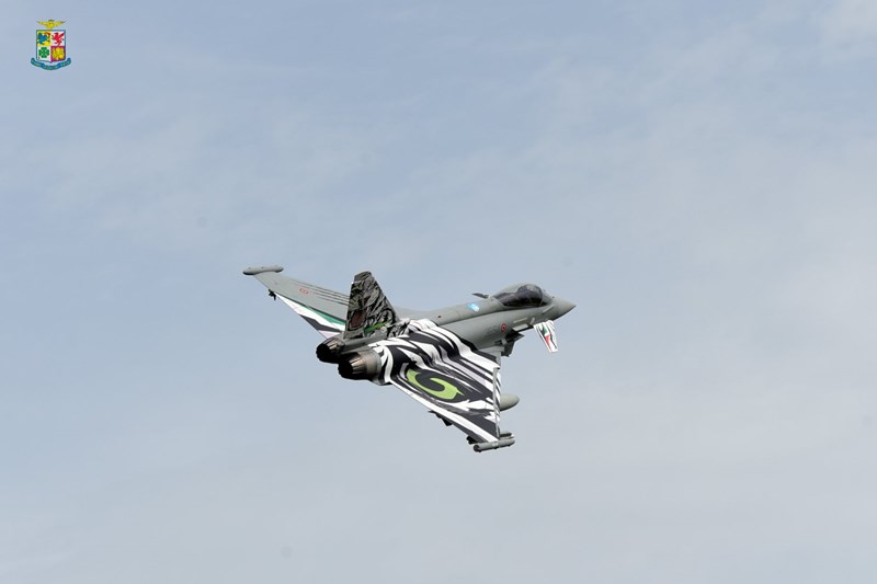 Italian Air Force unveils cool Typhoon 'Tiger Scheme' - Blog Before ...