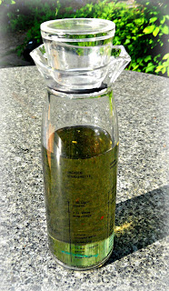 Chez Maximka: Lilac syrup: bottling the essence of May