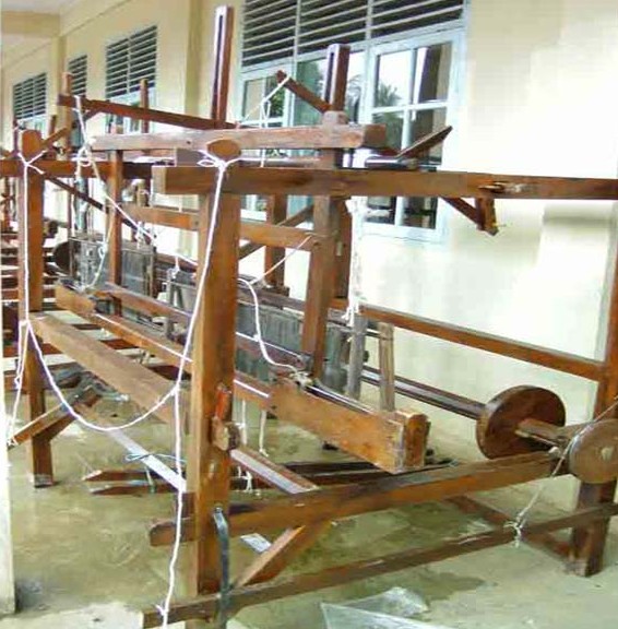 Alat Tenun Bukan Mesin (ATBM)