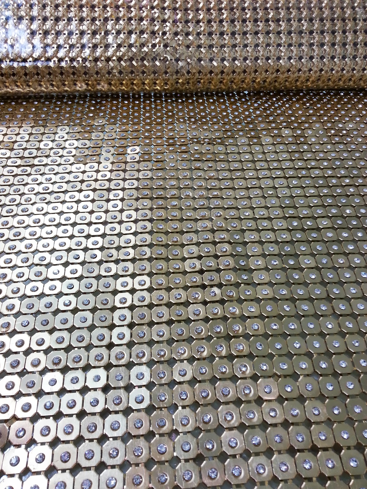 SD Aviamentos **strass**: MALHAS DE METAL , STRASS, PIRÂMIDE, PÉROLA