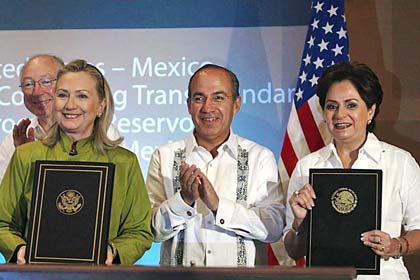 Gracias por leer y compartir en tus redes sociales: Fox, Calderón y ...