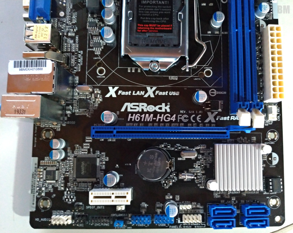 Unboxing: placa-mãe ASRock H61M-HG4
