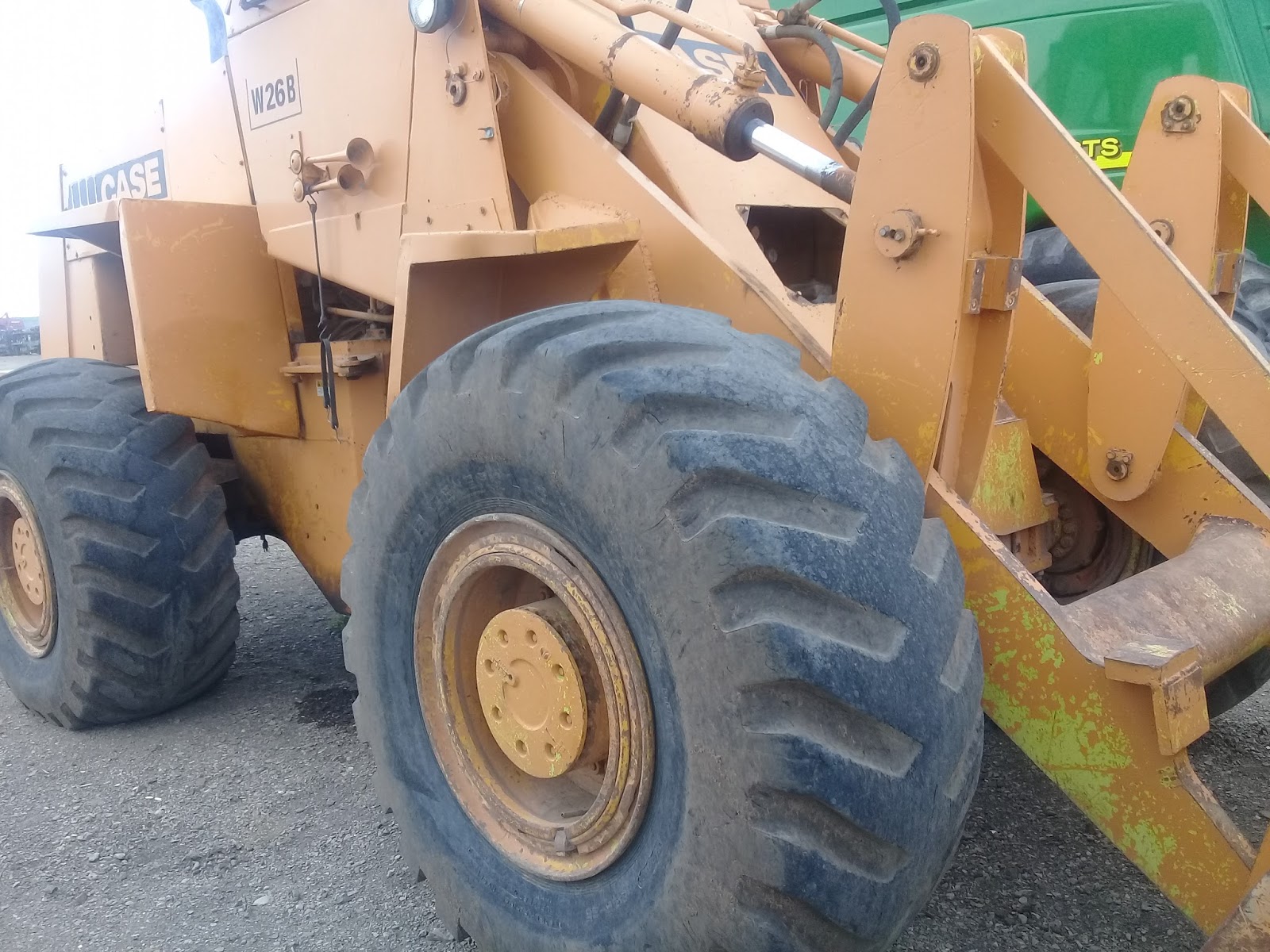 MAQUINARIA AGRICOLA INDUSTRIAL: Trascavo Case W26B $18,000 Dlls.