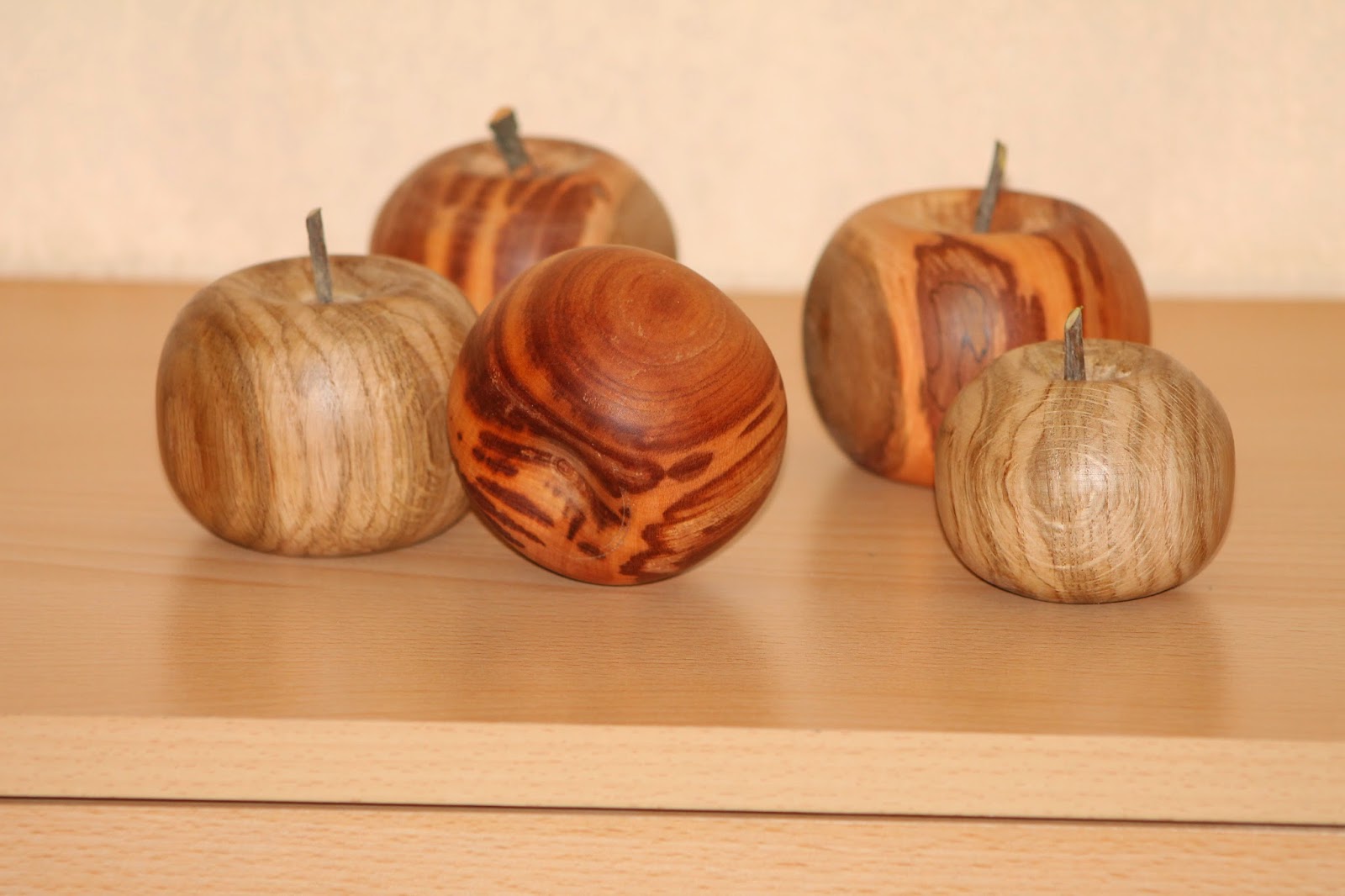 LE PTIT ATELIER BOIS: FRUITS DECORATIF