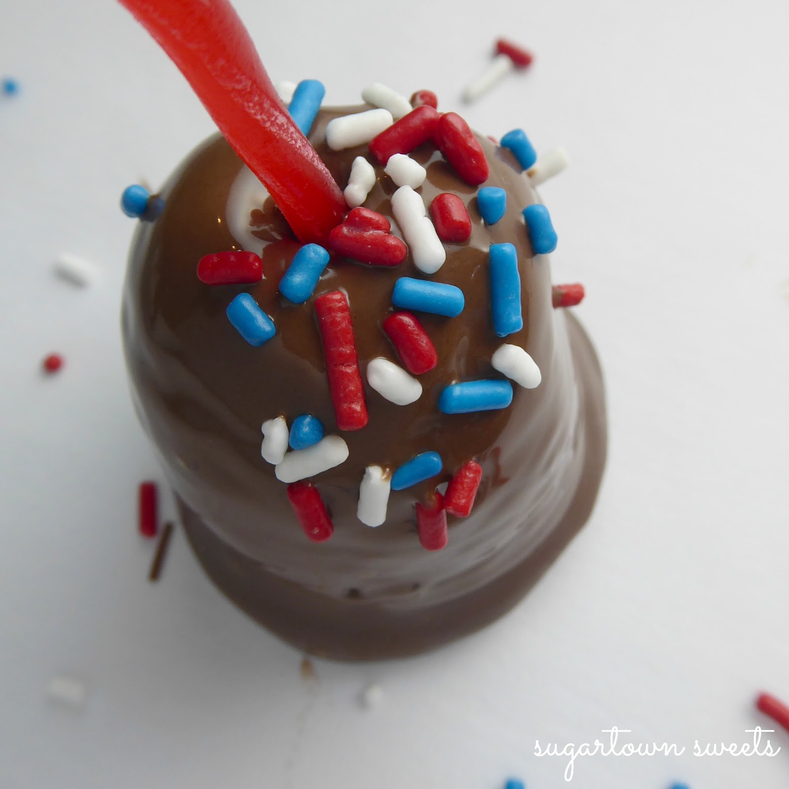 Sugartown Sweets: Firecracker Brownie Bombs!