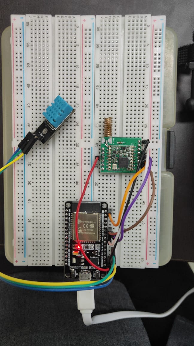 ESP32 dengan modul LoRa Menggunakan Arduino IDE sending and receive ...