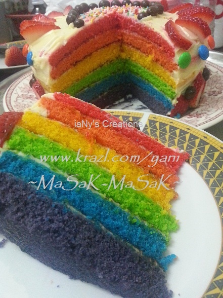 Kek Pelangi @ Rainbow Cake - YaNi's KitCheN