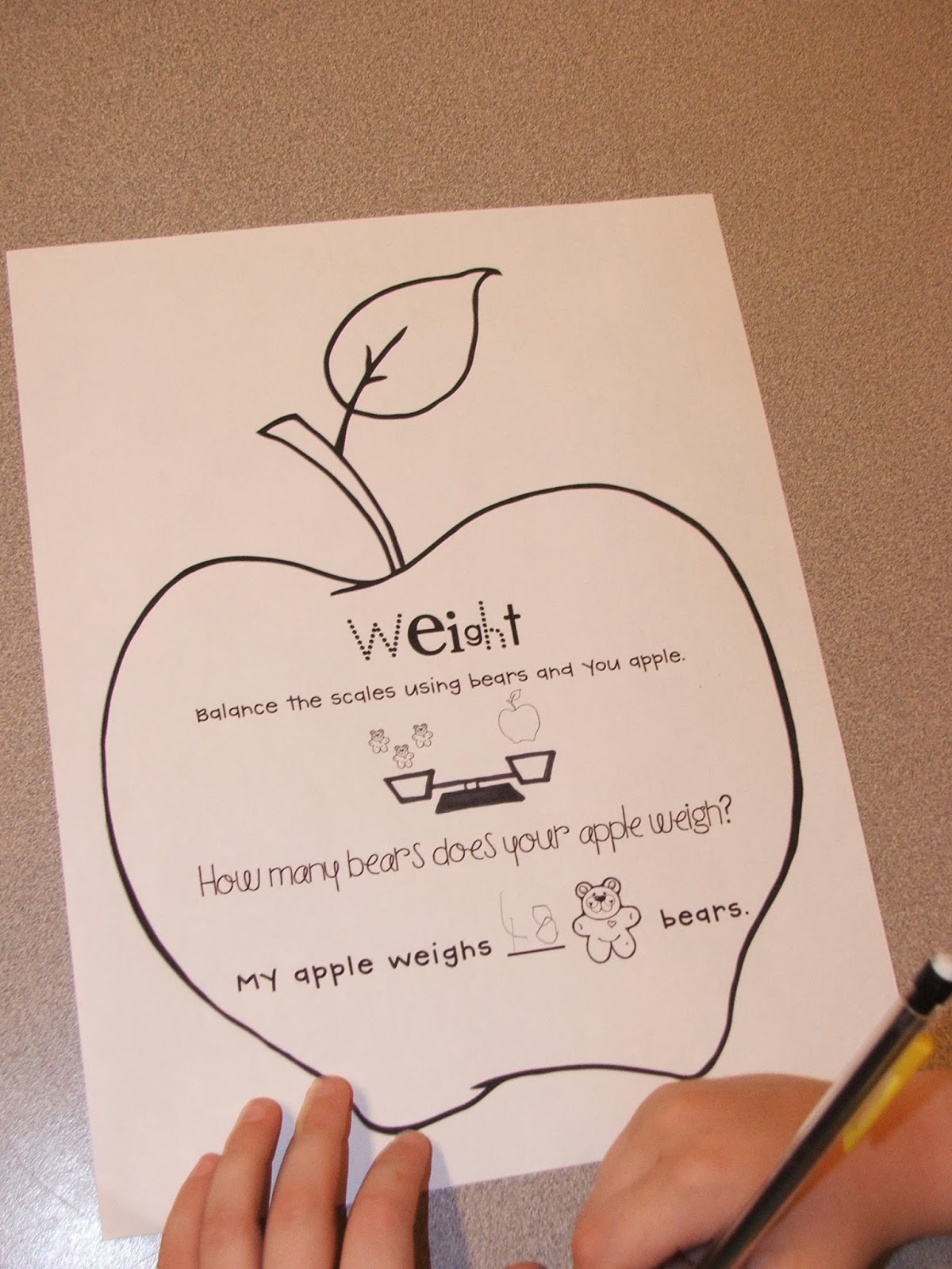 Highland Heritage Homeschool: Kindergarten Apple Mania Part 2