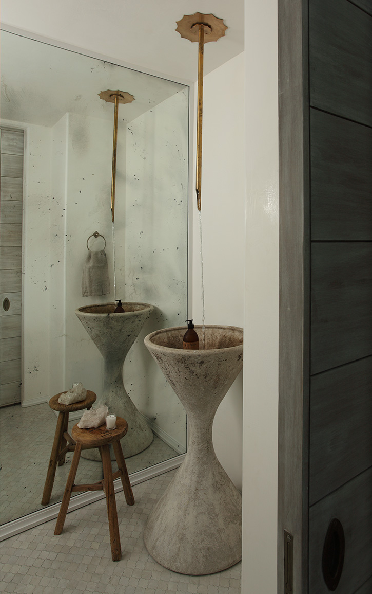 A beach retreat in Florida by Rozanne Jackson interiors