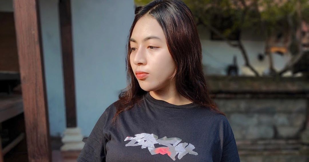 12+ Foto Seksi Diah Widya Padmi Tidak Pakai Celana Viral - RUARBIASA