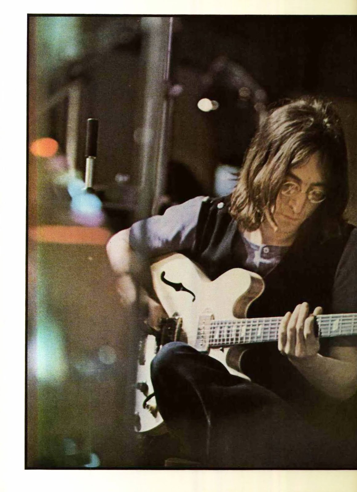 The BEATLES Illustrated: The Beatles Get Back · Book