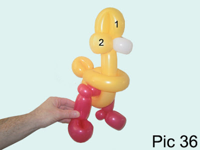 CLASSICAL: Balloon duck. Balloon goose. Balloon ostrich