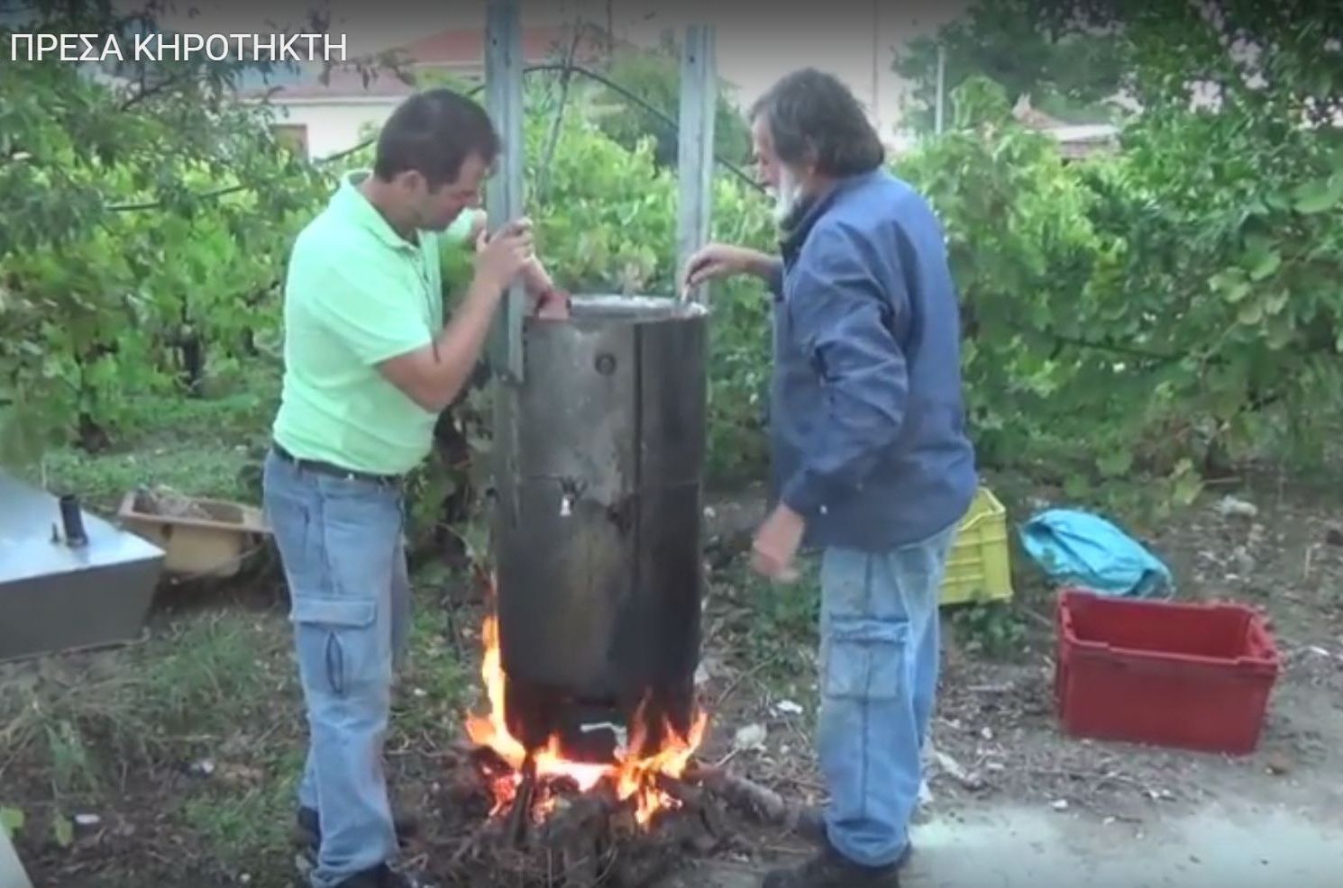 Αυτοσχέδια πρέσα κηροτήκτη (ΒΙΝΤΕΟ) - XΡΥΣΟ ΜΕΛΙ ΖΑΚΥΝΘΟΥ