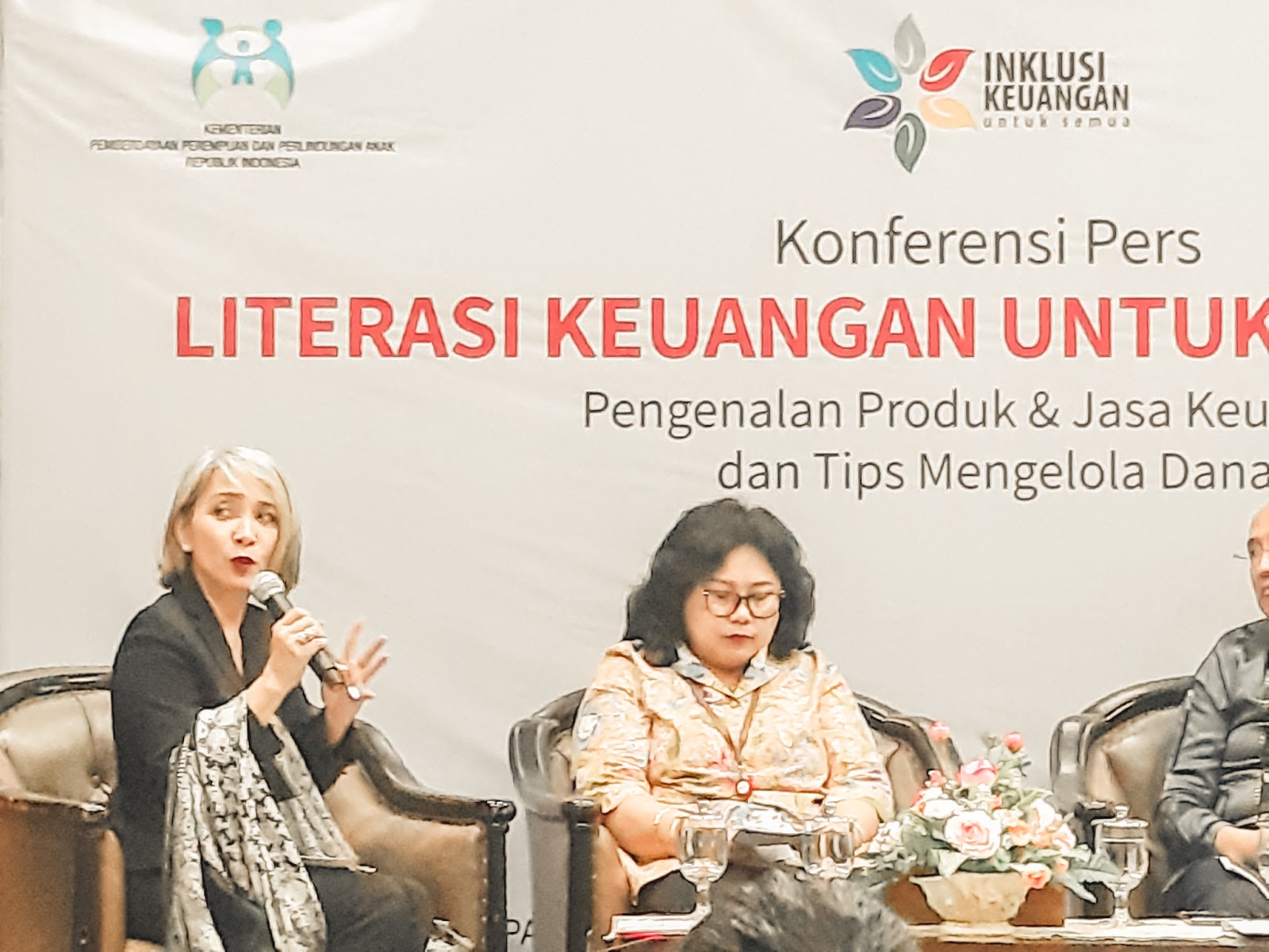 Pentingnya Mengatur Keuangan untuk Perempuan - Mardiah Journey