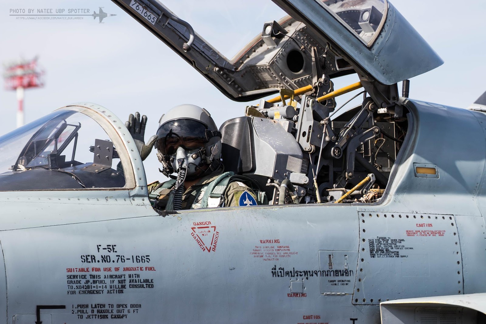 THAIDEFENSE-NEWS: ภาพถ่ายสวยๆ ของ F-5T Tigris