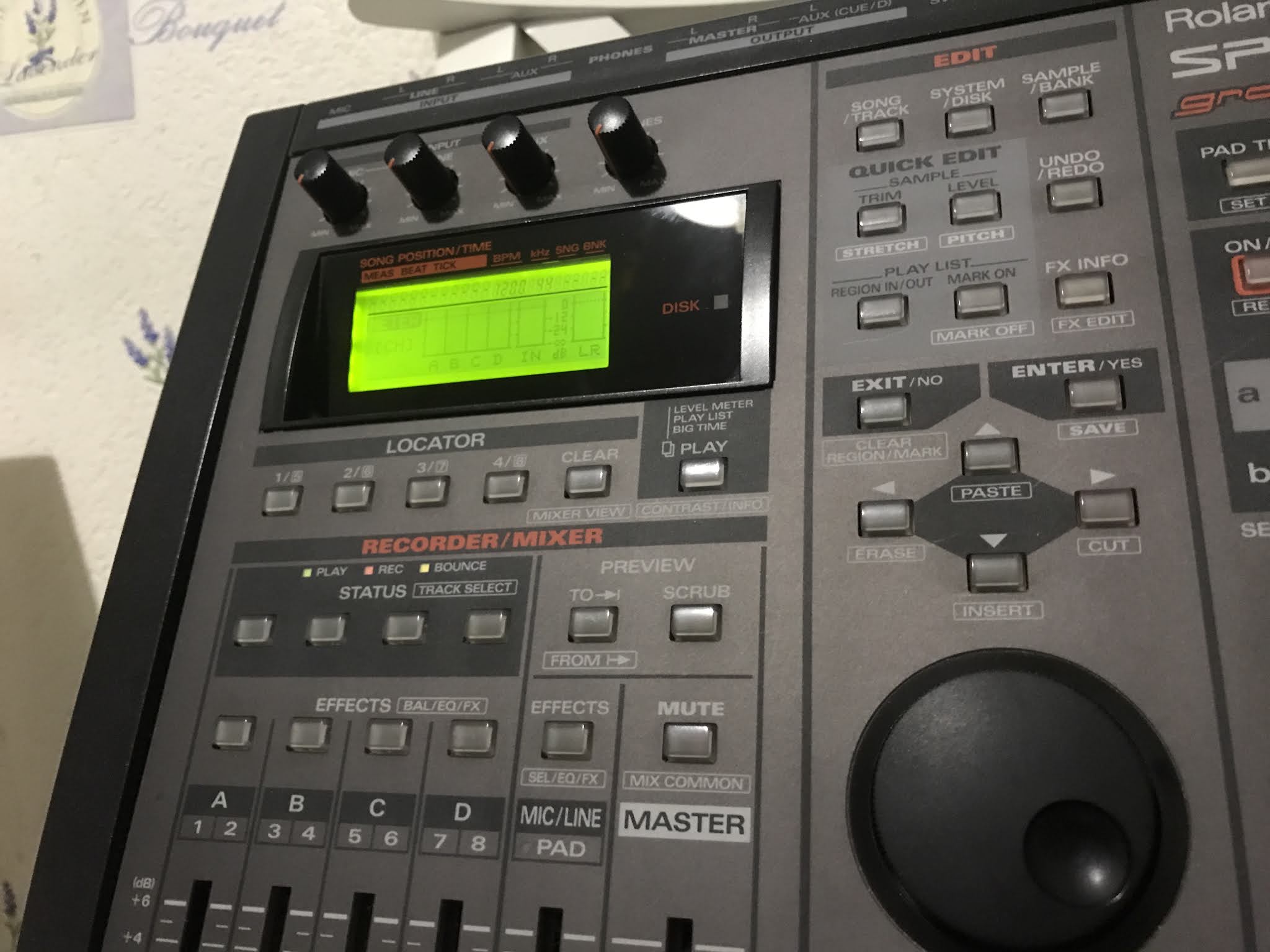 Infrequent Sound [sex.tex] technology: Roland SP-808 Groove Sampler ...