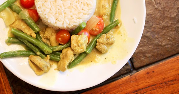 :: NikG* Life + Style ::: Coconut Curry Chicken w/String Beans