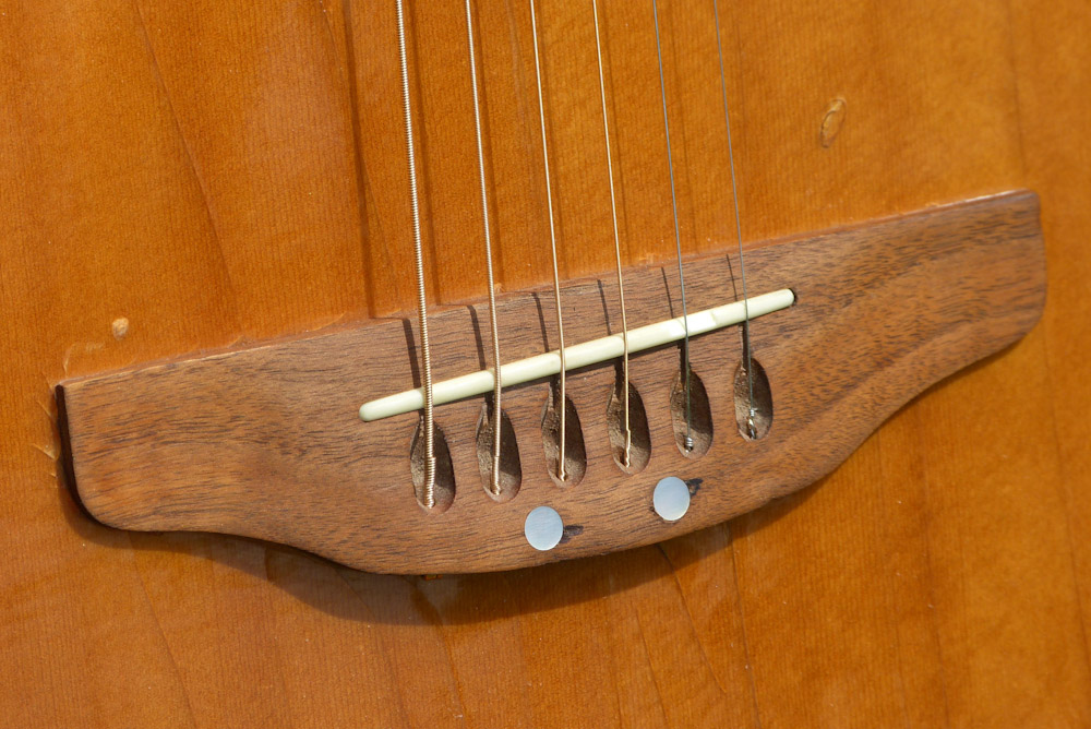 1980s Ovation Celebrity CC67 Acoustic/Electric Guitar