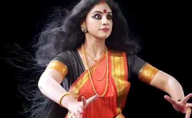 Methil Devika Profile |Latest Photos | Upcoming Movies - CinemaScene.in