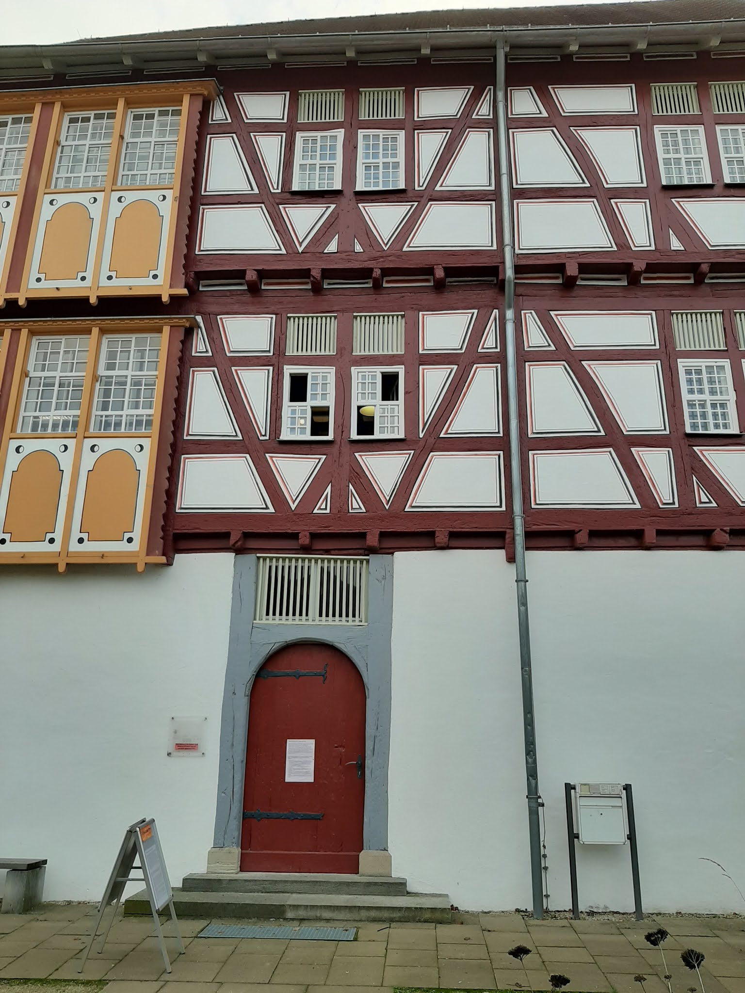 Die Schwäbische Alb und ihre Natur: Das Schlössle in Lenningen ...