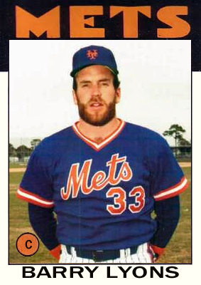 Completing the 1992 Topps set: 1992 Topps #943 Barry Lyons