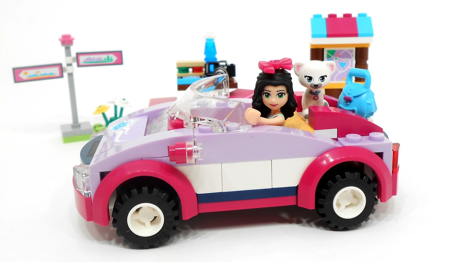 Oz Brick Nation: LEGO Friends 41013: Emma's Sports Car Review.