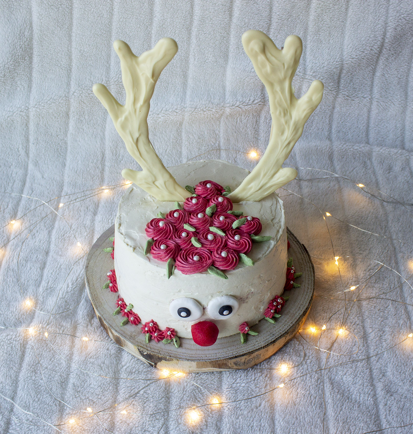 Tomillo y canela. Recetas de una novata: Pastel Reno Blanco de Vainilla ...