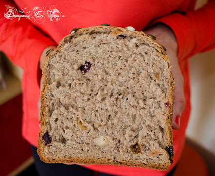 Desayunos en Tiffany´s: Pan con frutas y frutos secos para el desayuno