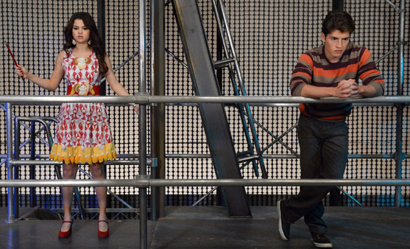 Alex Vs. Alex ~ Galeria do Super Disney