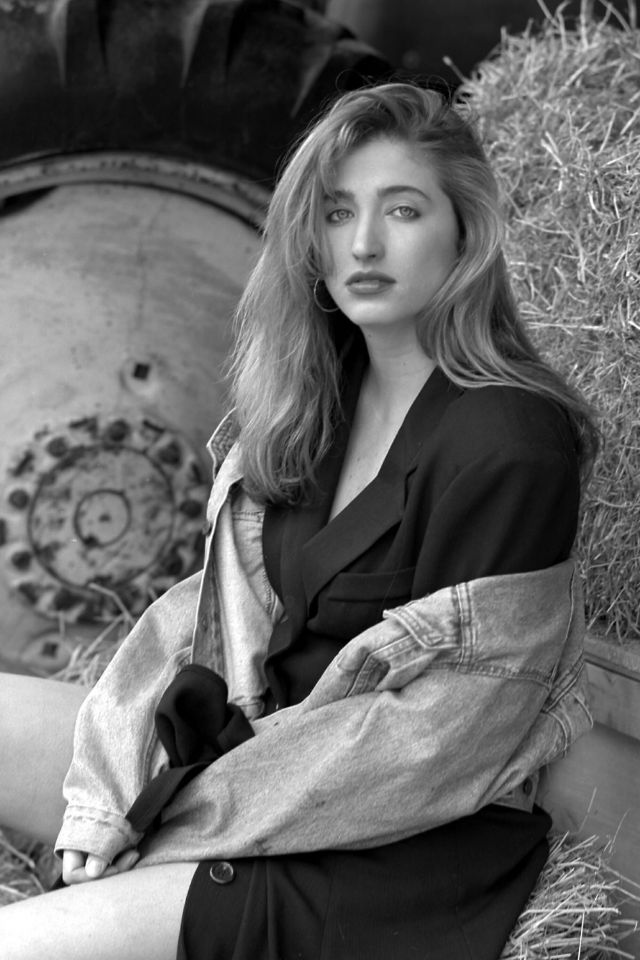 Pre-Kennedy: Rare Photos of Young Carolyn Bessette in Her Modeling Days ...
