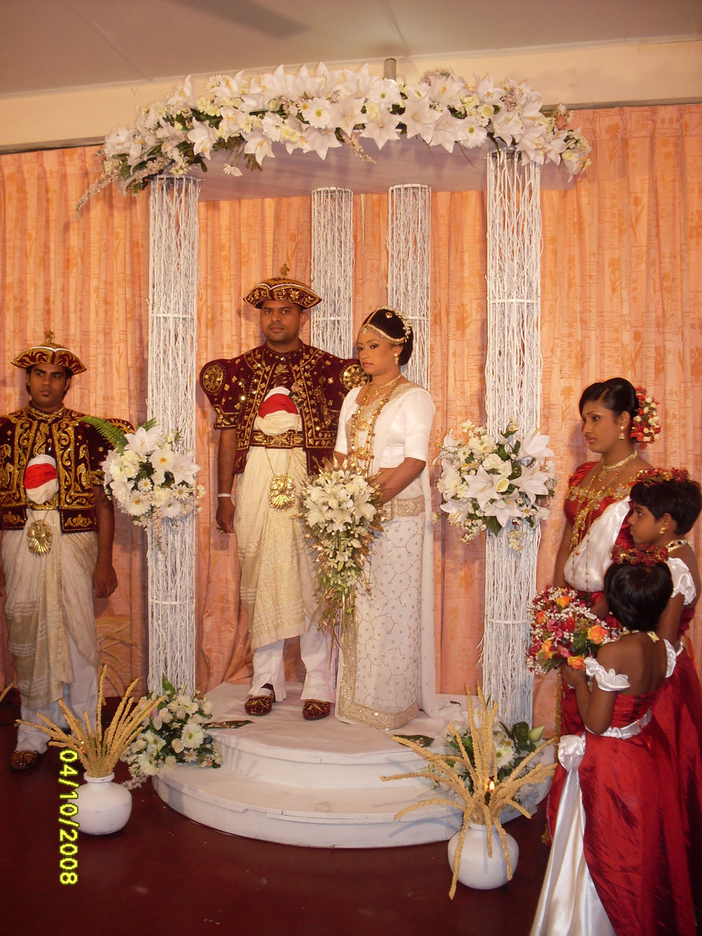 AMA FLORA: Wedding Poruwa