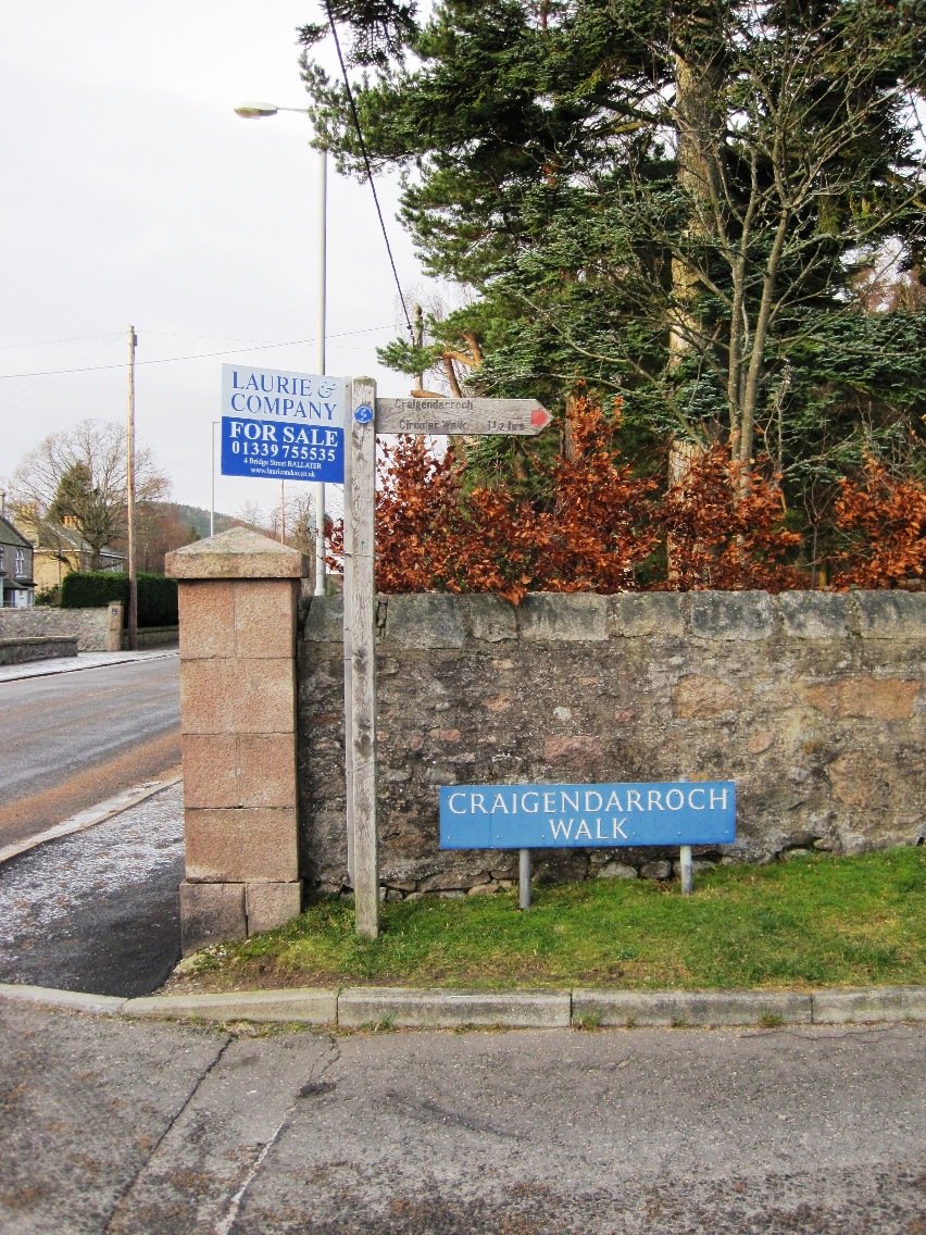 Deesidewalks.com: Around Craigendarroch