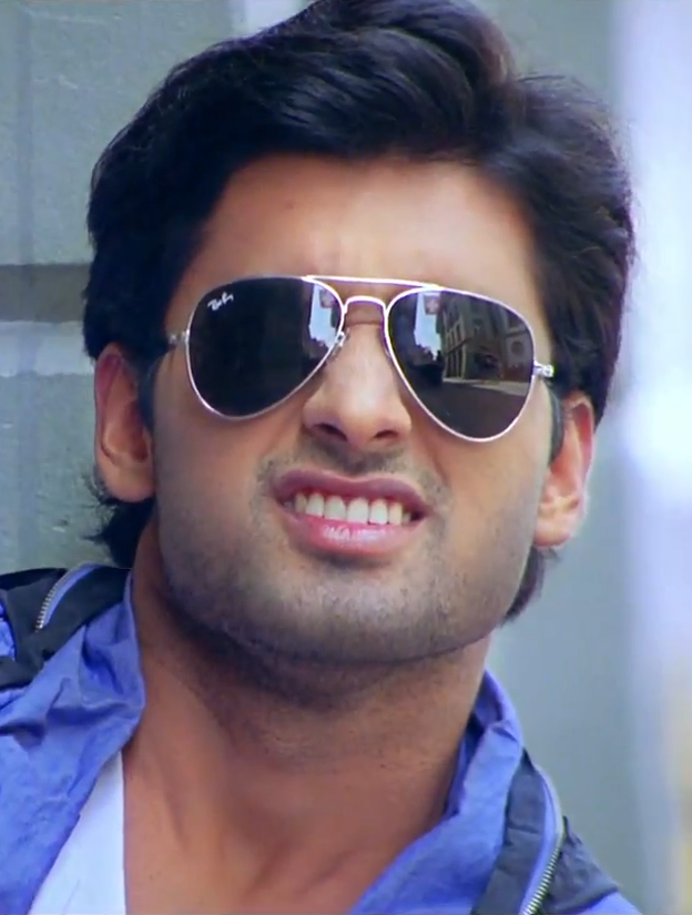 Biography and Movies of Bengali Actor Ankush Hazra | girl having babies