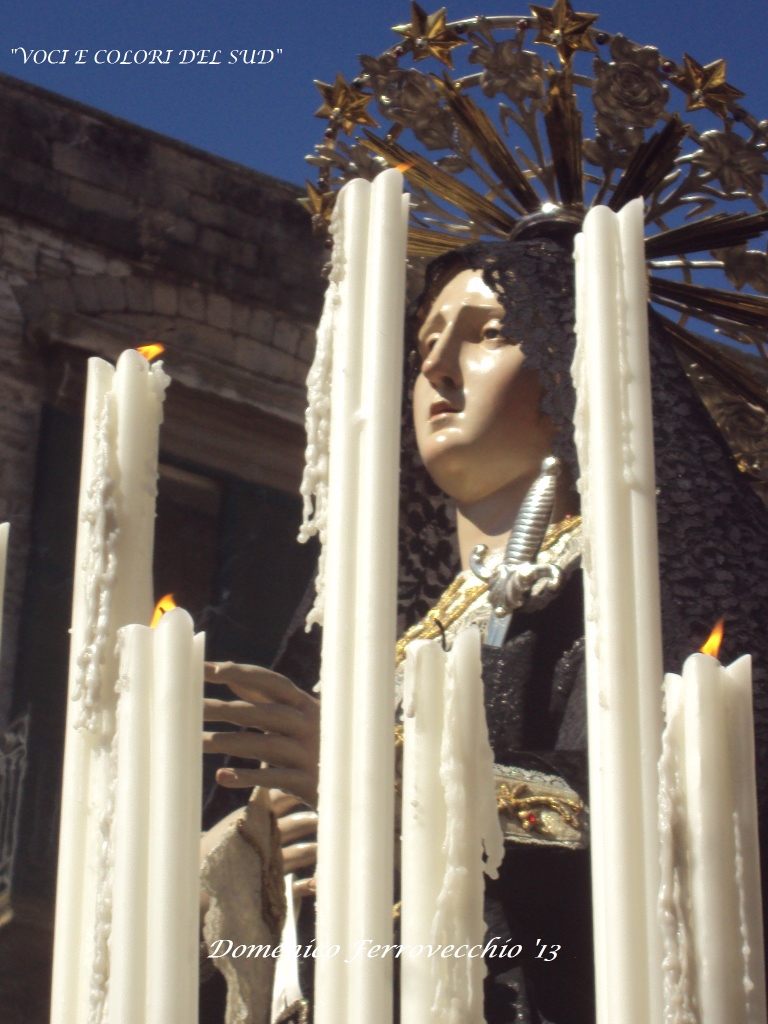 Voci e colori del Sud: La processione della Desolata a Bitonto