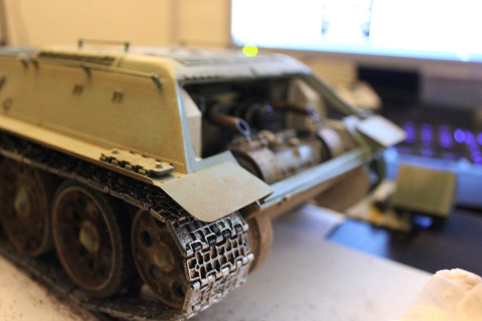Plasticmodeling: Trumpeter 1/16 T34-76 part 4.5