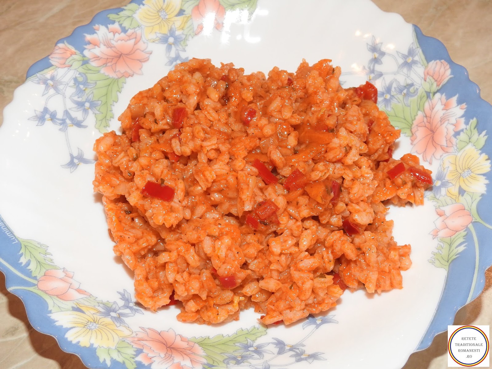 Mancare cu orez cu legume reteta | Retetetraditionaleromanesti.ro