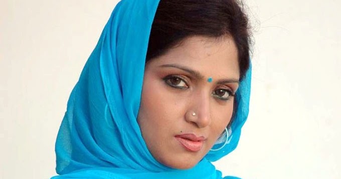 Bhuvaneshwari New Picture - CinemaScene.in